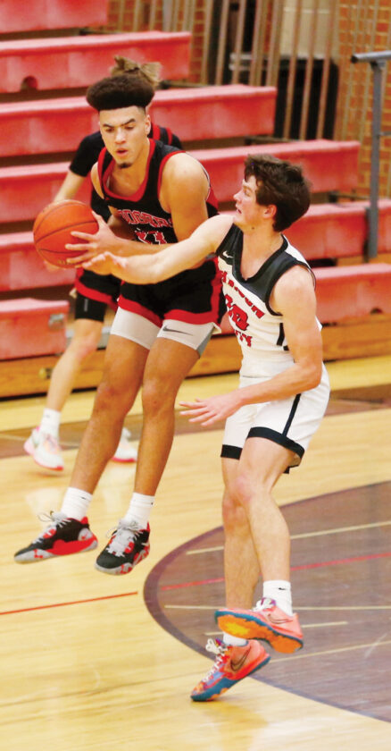 Dodger boys come up short | News, Sports, Jobs - Messenger News